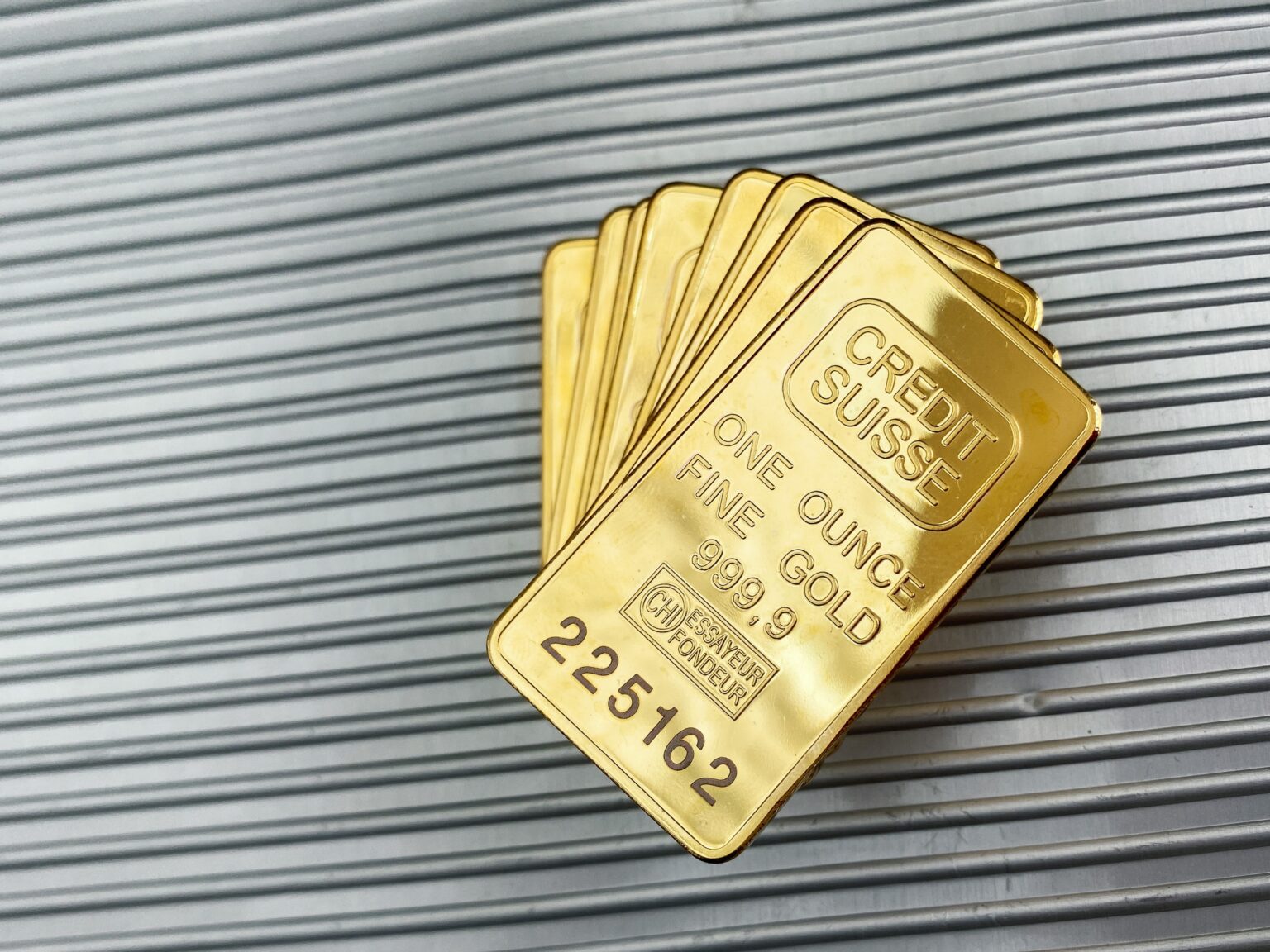 Top 9 Best Gold Bars to Buy for Investors