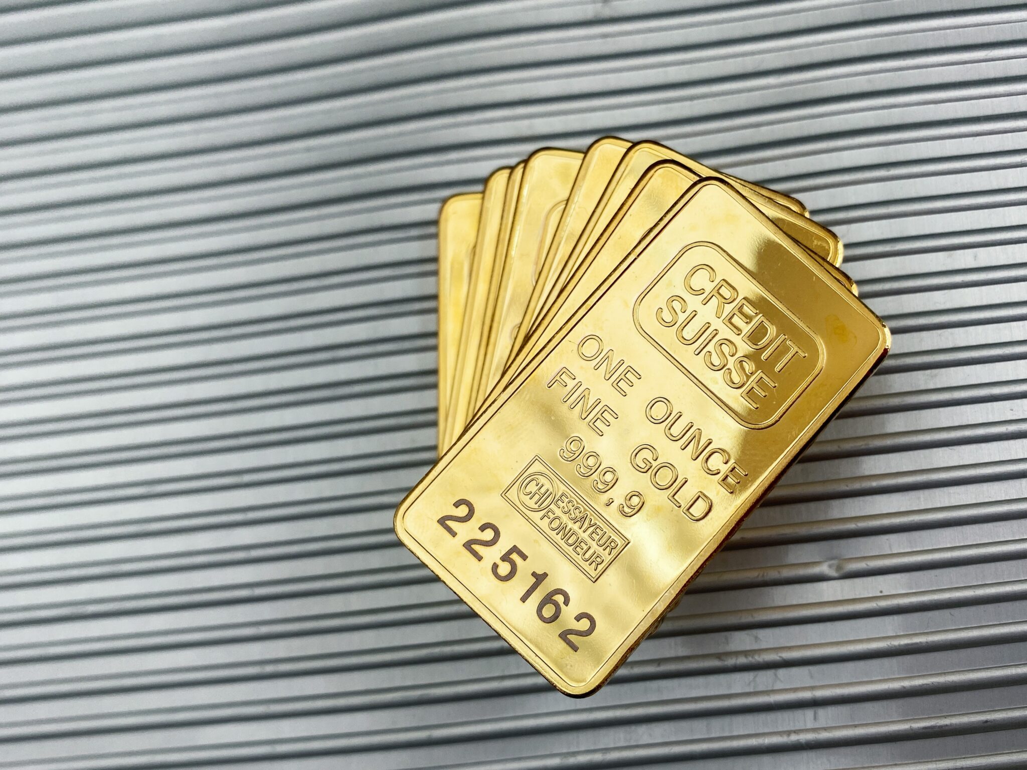 Top 9 Best Gold Bars to Buy for Investors
